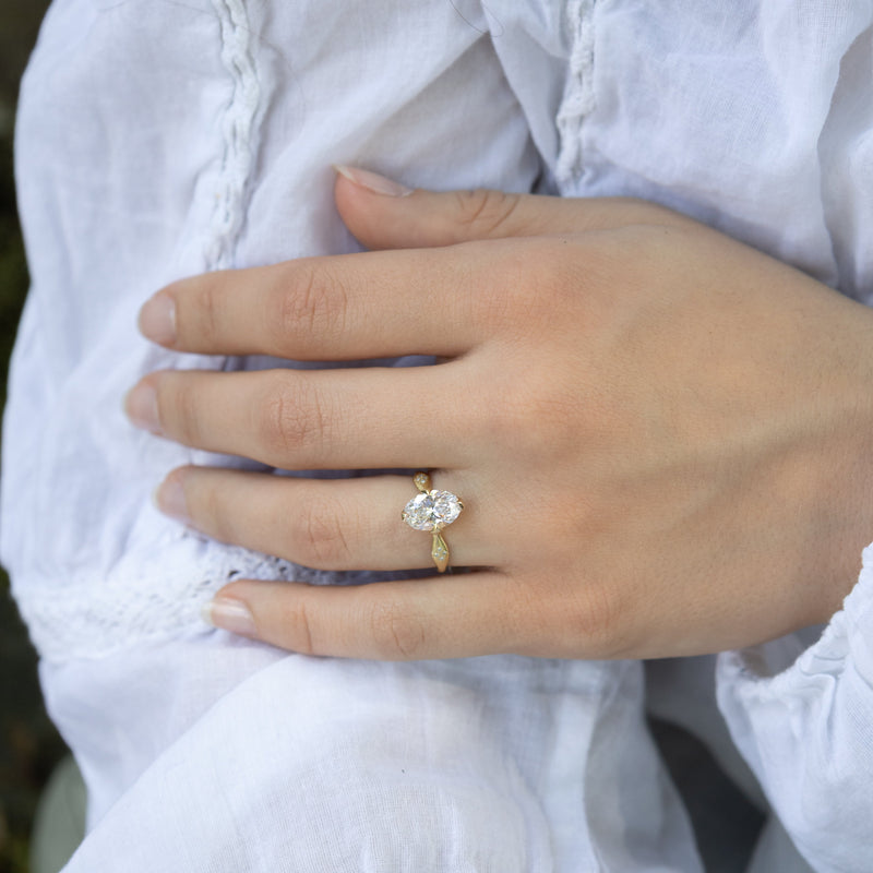 Oval Rosebud Ring - 2.21ct